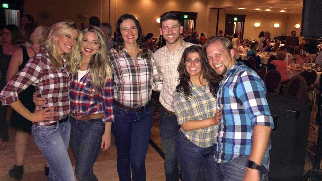 Country Line Dancers & Instructors: The Ultimate Party Highlight!
