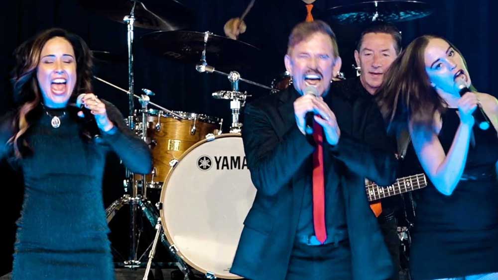 Timeless Band: The Only Thing Your Guests Will Remember!